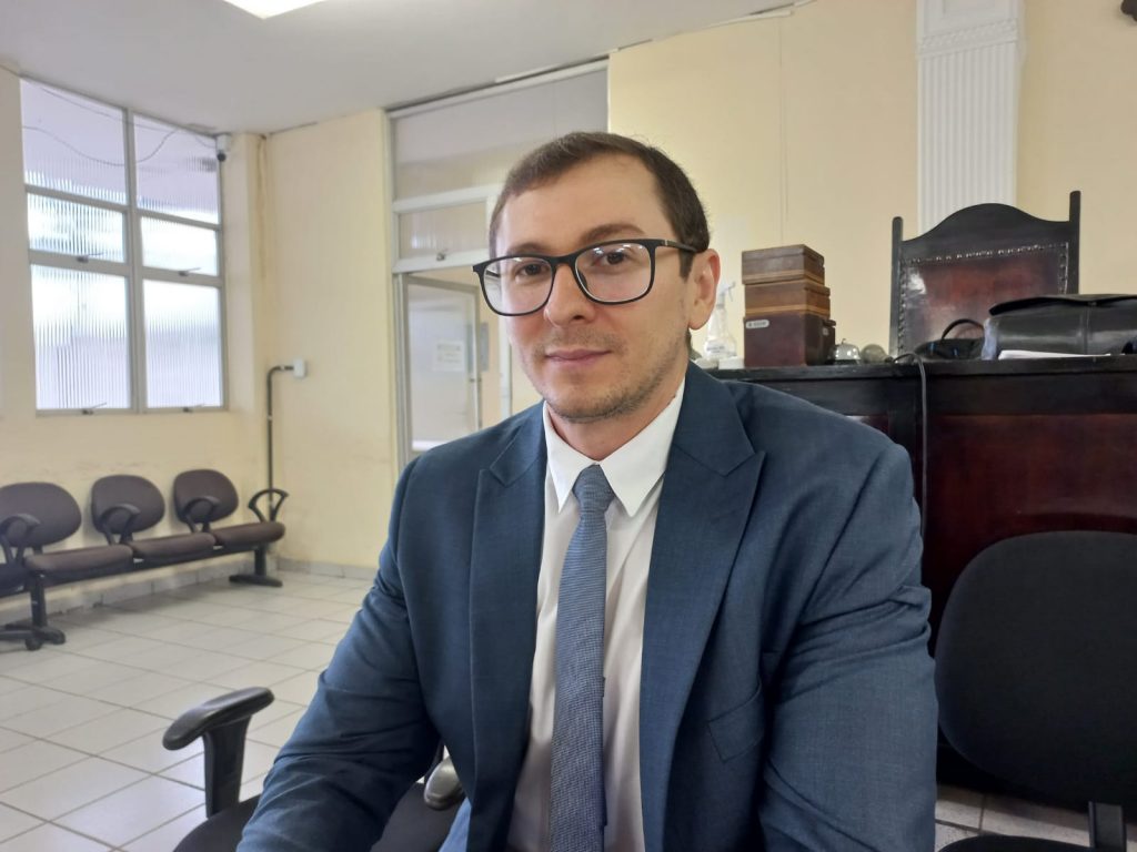 Ferramenta implementada por juiz permite denúncias de violência contra ...